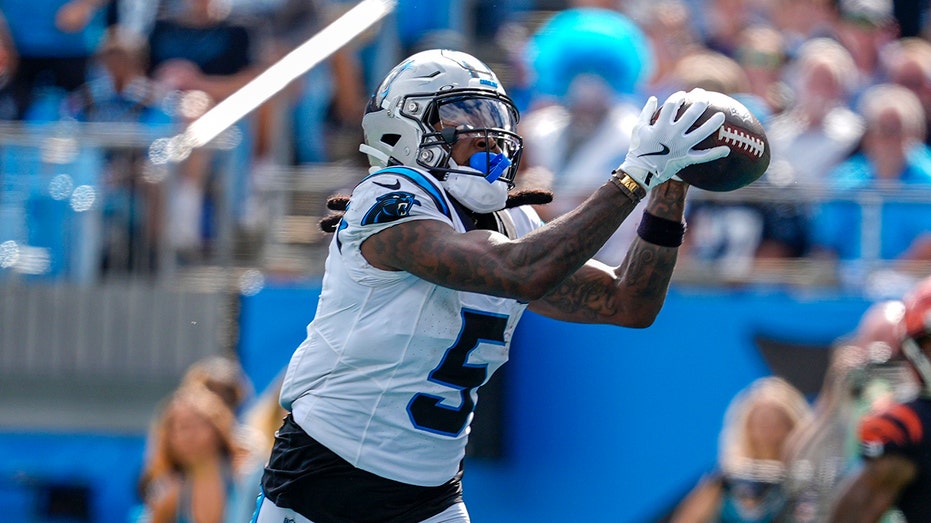 Ravens land Pro Bowl wide receiver in big trade as playoff races heat ...