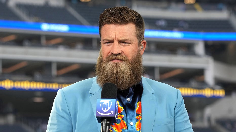 Ryan Fitzpatrick suggests former Giants QB Daniel Jones 'take the rest ...