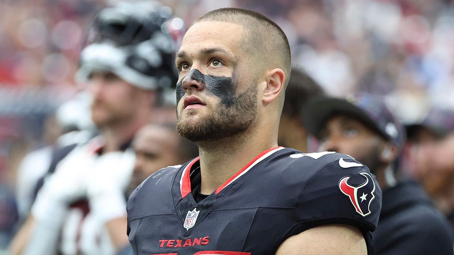 Texans' Cade Stover undergoes emergency appendectomy, will miss game vs ...