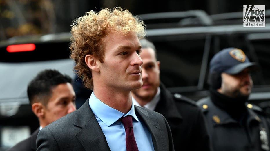 Daniel Penny 'overcharged' by prosecution in 'patently unfair' move ...