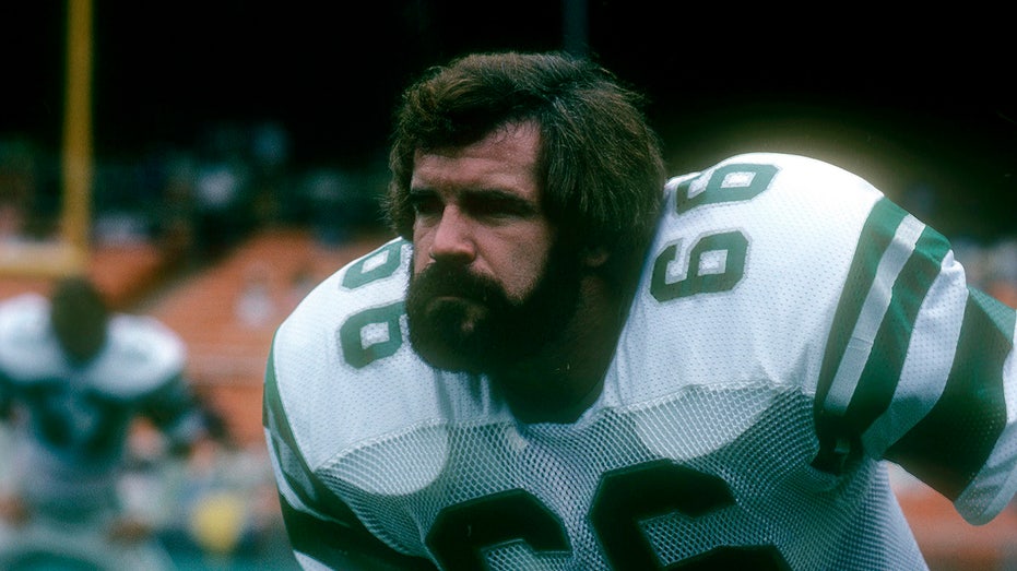 Eagles Hall of Famer Bill Bergey dies at 79 after lengthy health battle ...
