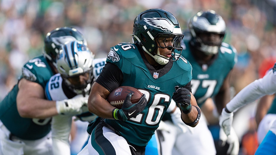 Saquon Barkley Sets New Eagles Record In Close Win Over Panthers Fox
