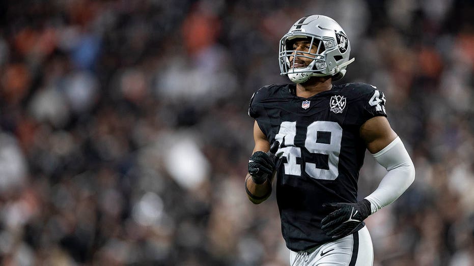 Raiders defensive lineman Charles Snowden arrested for driving under ...