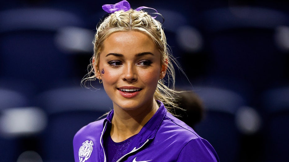 Livvy Dunne impresses in LSU's season opener with boyfriend Paul Skenes ...