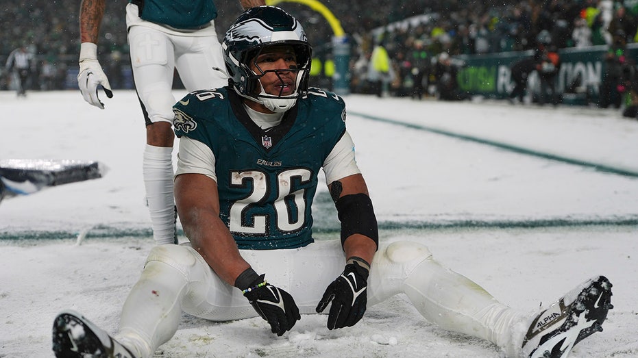 Saquon Barkley Carves Up Rams Defense In Snow Eagles Move To Nfc Title