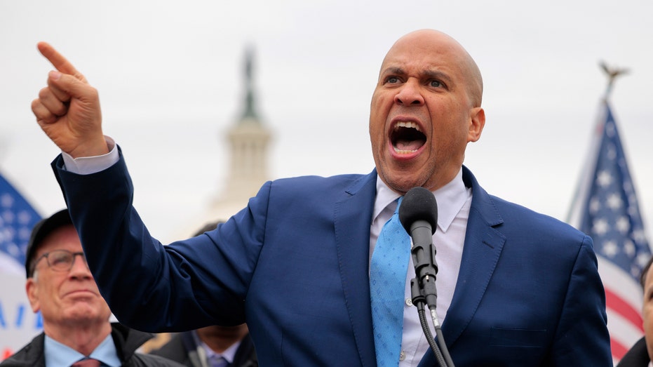 Social media, Team Trump react to Cory Booker's 'meltdown' over Elon ...