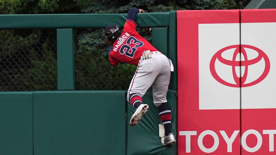 Braves outfielder Michael Harris II robs Phillies of three-run homer ...