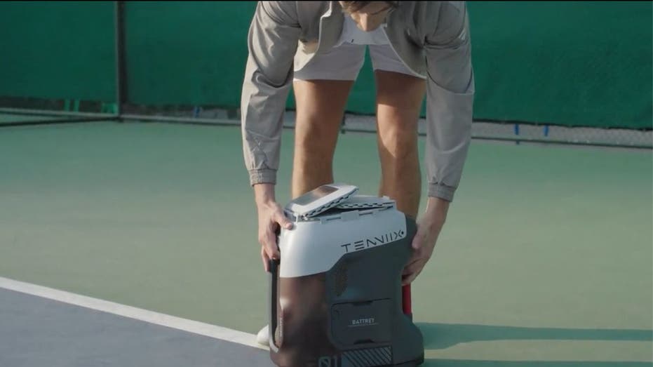 AI tennis robot coach brings professional training to players - FOX 24 WTAT