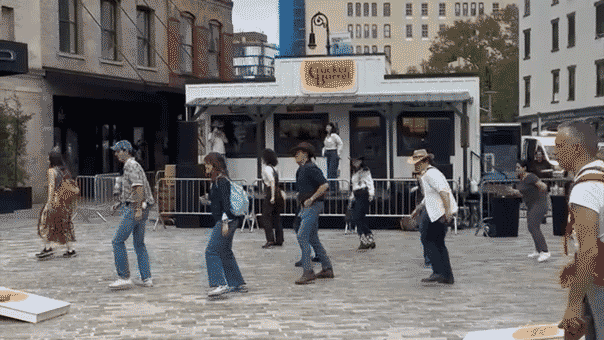 Cracker Barrel's controversial rebrand can't be saved with line dancing ...