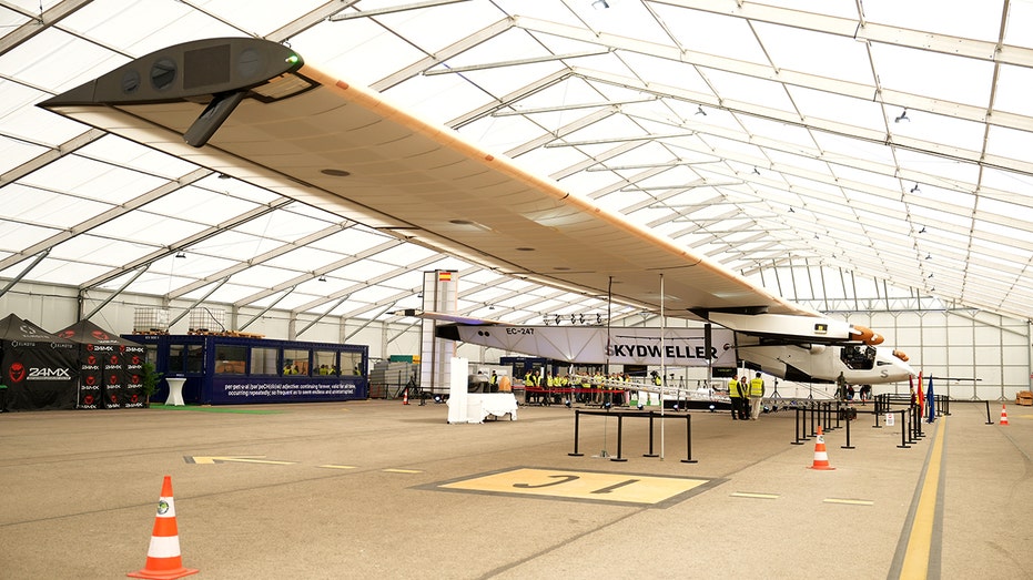 Navy solar drone soars nonstop for 3 days - FOX 24 WTAT