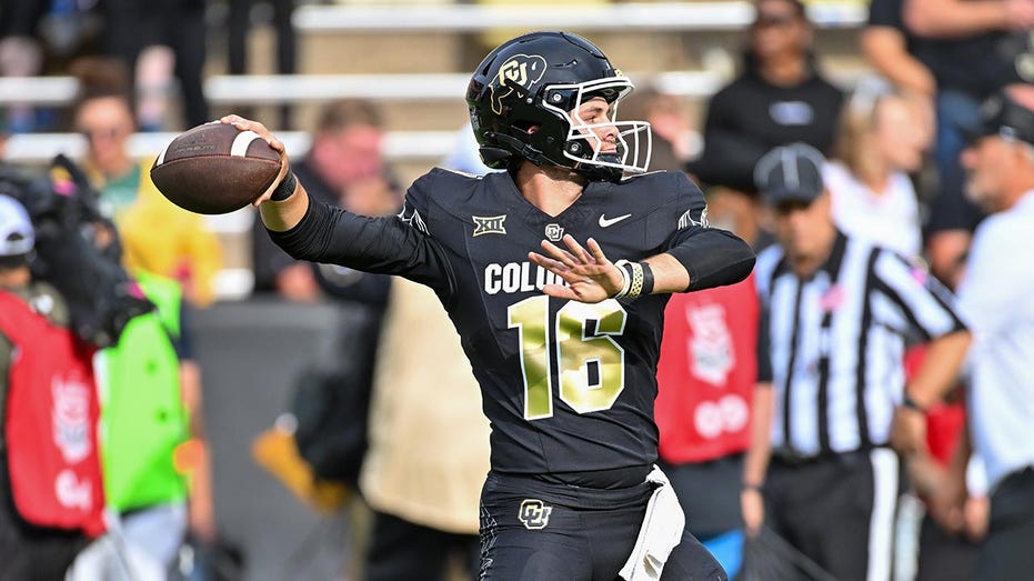 Deion Sanders chooses third-stringer who backed up son Shedeur over five-star recruit as starter ...