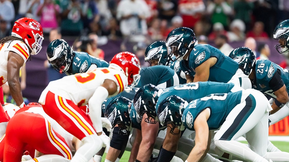 Pennsylvanians weigh in on Eagles' controversial 'tush push' as team remains undefeated through ...