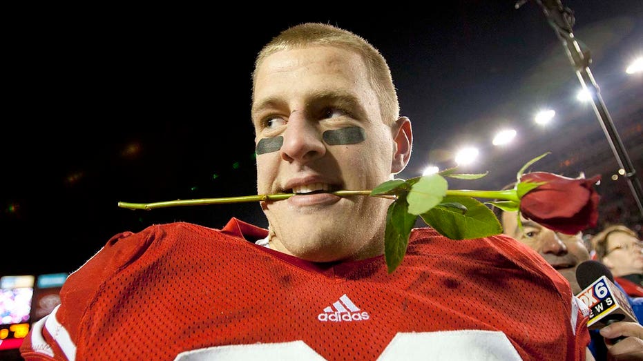 NFL legend JJ Watt roasts himself during Steelers-Browns broadcast ...