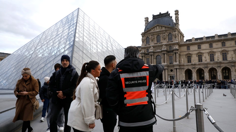 Louvre heist in broad daylight amid apparent security lapses puts ...