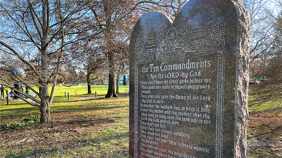 Ten Commandments monument returns to Kentucky state Capitol grounds ...