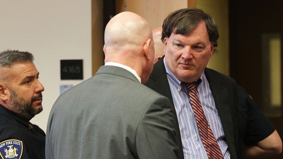 Judge scolds alleged Gilgo Beach killer's defense, vows trial will ...