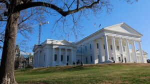Virginia Democrats move to seize redistricting power, opening door to 4 ...
