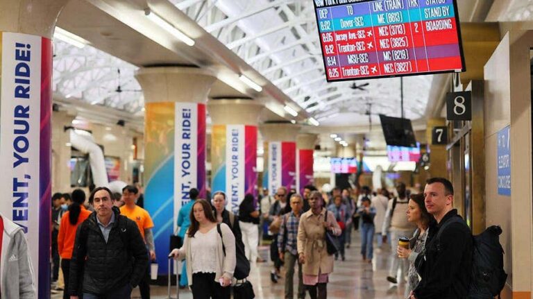 Major US city urges residents to work from home this summer for highly ...