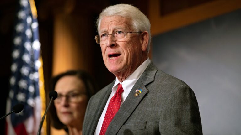 Top Republican warns Trump against making a deal with Iran: 'Finish the ...